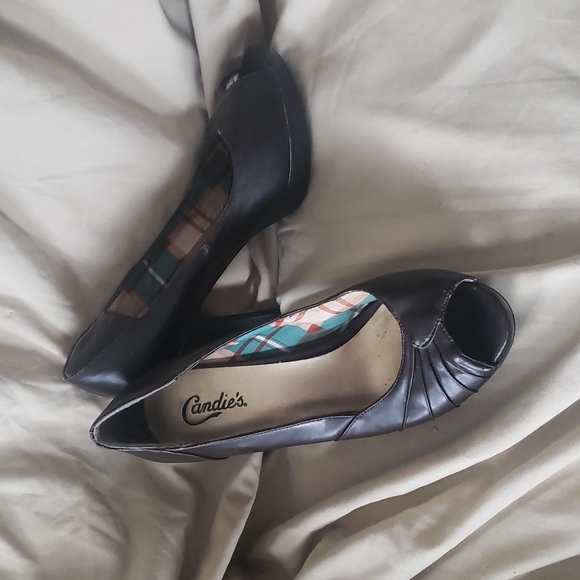 Candie's | Shoes | Vintage 9s Candies Brown Peeptoe Pumps Size 0 | Poshmark